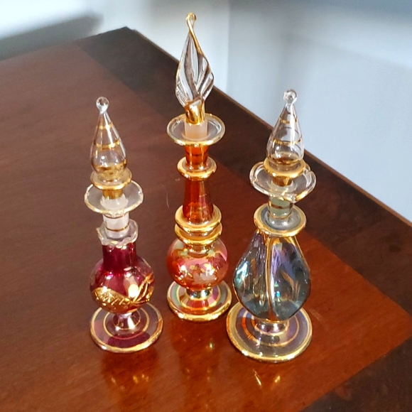 Vintage | Accents | Vintage Bundle Of Three Perfume Atomizer Bottles ...